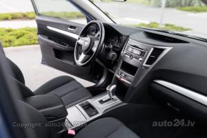 Blue Subaru Legacy 2011 in Tallinn, with an engine capacity of 2.00 L and mileage of 292 thousand km for 3499 €, photo 11 on AUTOMOTO.COM.LV