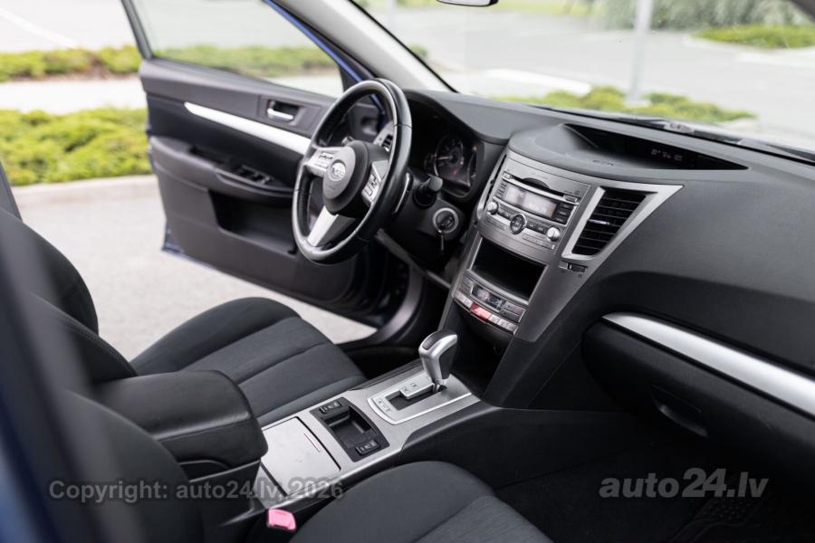 Blue Subaru Legacy 2011 in Tallinn, with an engine capacity of 2.00 L and mileage of 292 thousand km for 3499 €, photo 11 on AUTOMOTO.COM.LV