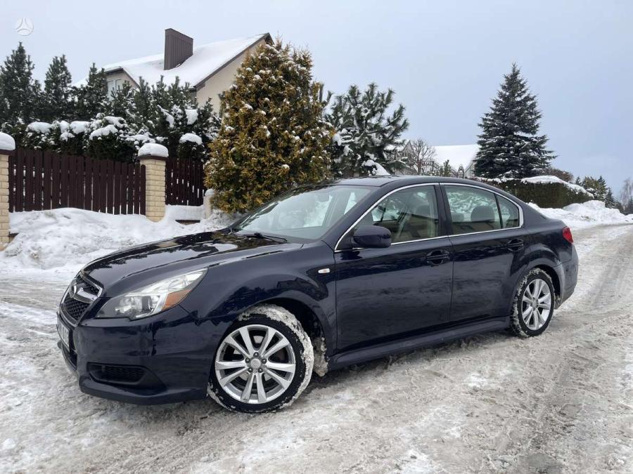 Zils Subaru Legacy 2012 Viļņa, ar dzinēja tilpumu 2.46 L un nobraukumu 170 tūkst. km par 3950 €, foto 3 vietnē AUTOMOTO.COM.LV