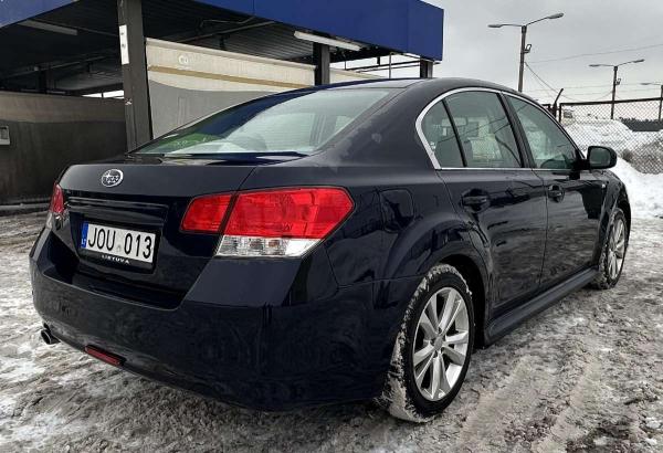 Blue Subaru Legacy 2013 in Kaunas, with an engine capacity of 2.46 L and mileage of 286 thousand km for 2013 €, photo 4 on AUTOMOTO.COM.LV