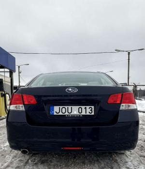 Blue Subaru Legacy 2013 in Kaunas, with an engine capacity of 2.46 L and mileage of 286 thousand km for 2013 €, photo 5 on AUTOMOTO.COM.LV