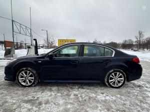 Blue Subaru Legacy 2013 in Kaunas, with an engine capacity of 2.46 L and mileage of 286 thousand km for 2013 €, photo 7 on AUTOMOTO.COM.LV