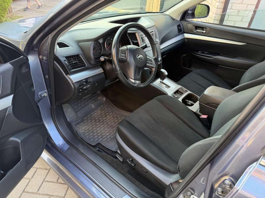 Zils Subaru Legacy 2014 Telšiai, ar dzinēja tilpumu 2.46 L un nobraukumu 78 tūkst. km par 7000 €, foto 11 vietnē AUTOMOTO.COM.LV