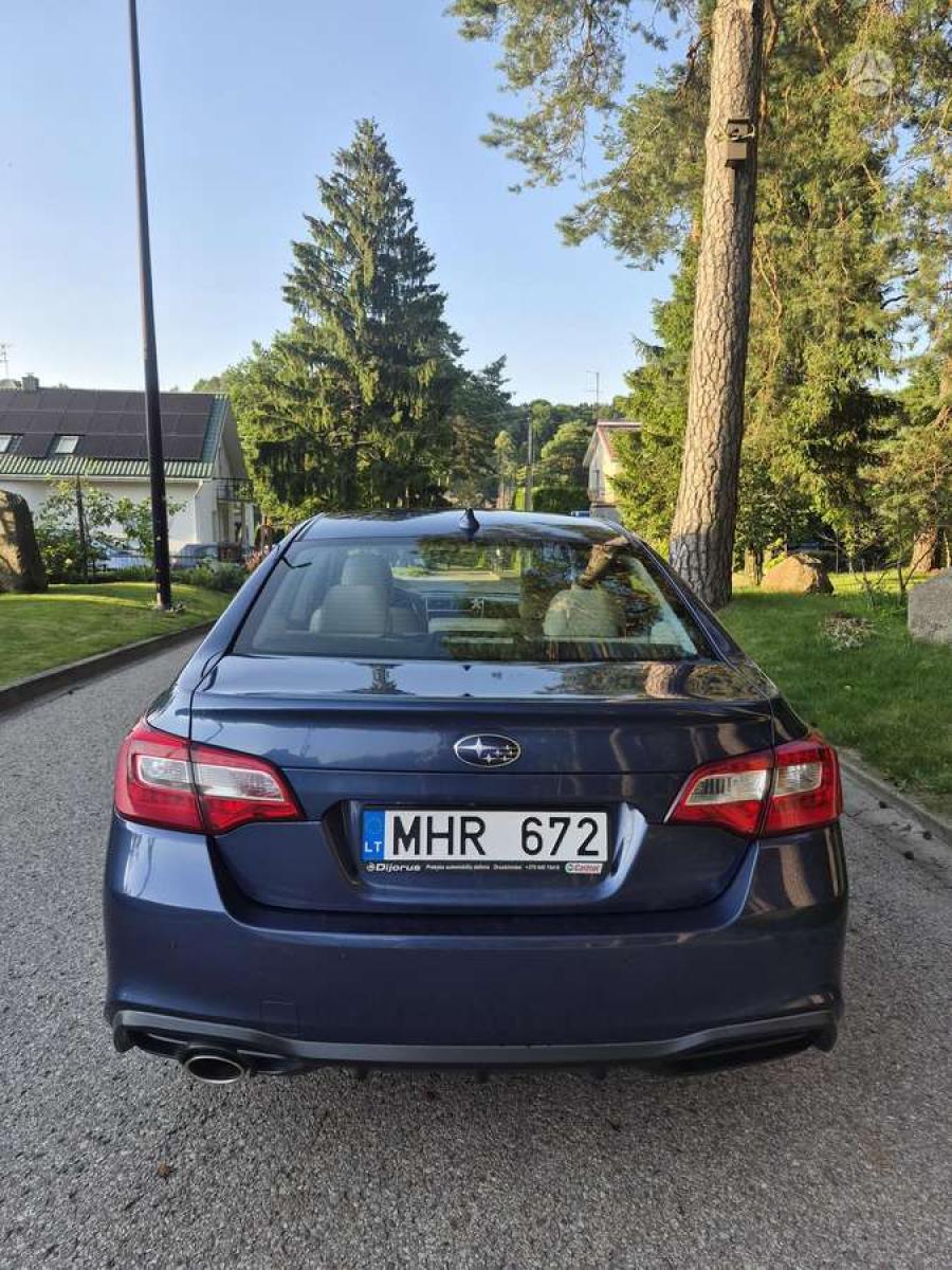 Blue Subaru Legacy 2019 in Vilnius, with an engine capacity of 2.50 L and mileage of 117 thousand km for 15200 €, photo 7 on AUTOMOTO.COM.LV