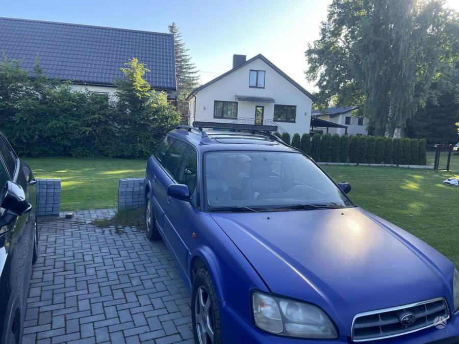 Zils Subaru Legacy 2000 Kauņa, ar dzinēja tilpumu 2.50 L un nobraukumu 350 tūkst. km par 1000 €, foto 4 vietnē AUTOMOTO.COM.LV