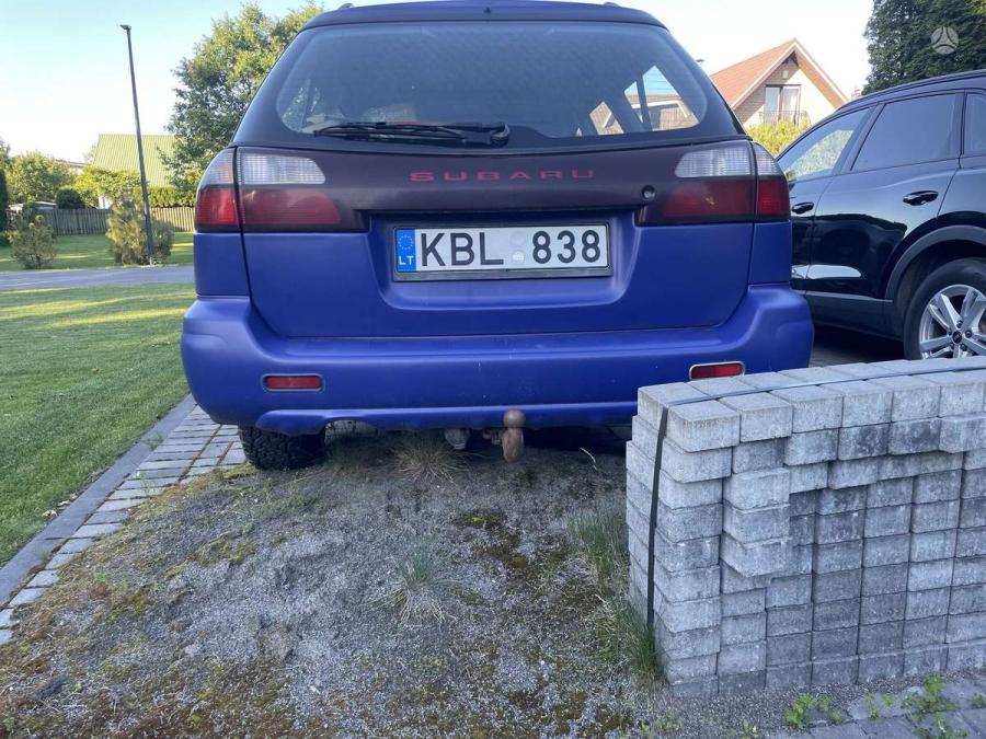 Zils Subaru Legacy 2000 Kauņa, ar dzinēja tilpumu 2.50 L un nobraukumu 350 tūkst. km par 1000 €, foto 7 vietnē AUTOMOTO.COM.LV