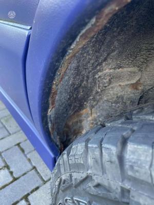 Zils Subaru Legacy 2000 Kauņa, ar dzinēja tilpumu 2.50 L un nobraukumu 350 tūkst. km par 1000 €, foto 9 vietnē AUTOMOTO.COM.LV