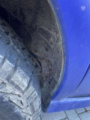 Zils Subaru Legacy 2000 Kauņa, ar dzinēja tilpumu 2.50 L un nobraukumu 350 tūkst. km par 1000 €, foto 10 vietnē AUTOMOTO.COM.LV
