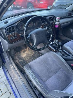 Zils Subaru Legacy 2000 Kauņa, ar dzinēja tilpumu 2.50 L un nobraukumu 350 tūkst. km par 1000 €, foto 12 vietnē AUTOMOTO.COM.LV