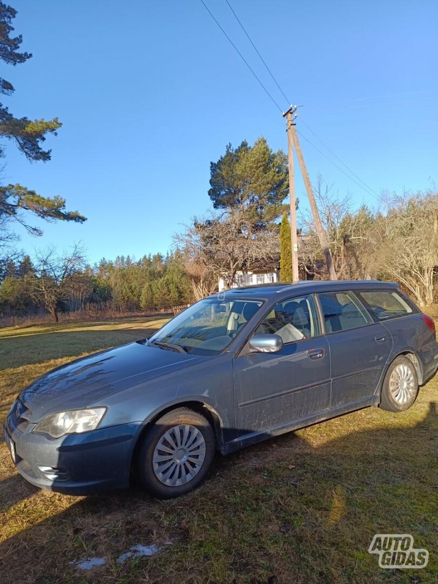 Blue Subaru Legacy 2004 in Vilnius, with an engine capacity of 2.00 L and mileage of 324 thousand km for 1300 €, photo 2 on AUTOMOTO.COM.LV