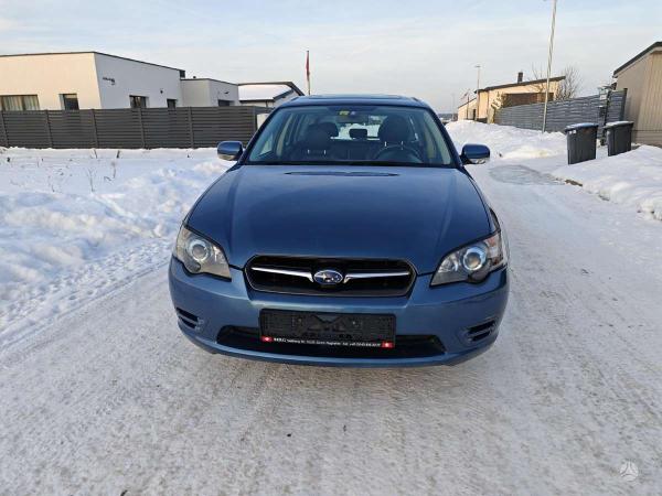 Blue Subaru Legacy 2004 in Vilnius, with an engine capacity of 2.50 L and mileage of 242 thousand km for 3950 €, photo 5 on AUTOMOTO.COM.LV