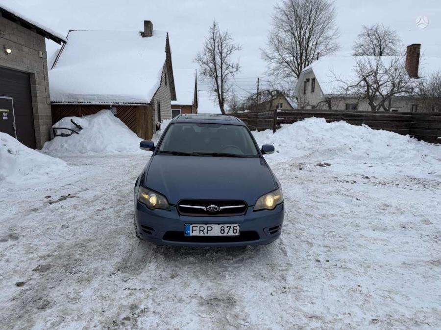 Синий Субару Легаси 2004 в Мажейкяй, объемом двигателя 2.50 л и пробегом 374 тыс. км за 1600 €, фото 2 на AUTOMOTO.COM.LV