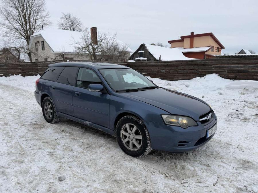 Синий Субару Легаси 2004 в Мажейкяй, объемом двигателя 2.50 л и пробегом 374 тыс. км за 1600 €, фото 3 на AUTOMOTO.COM.LV