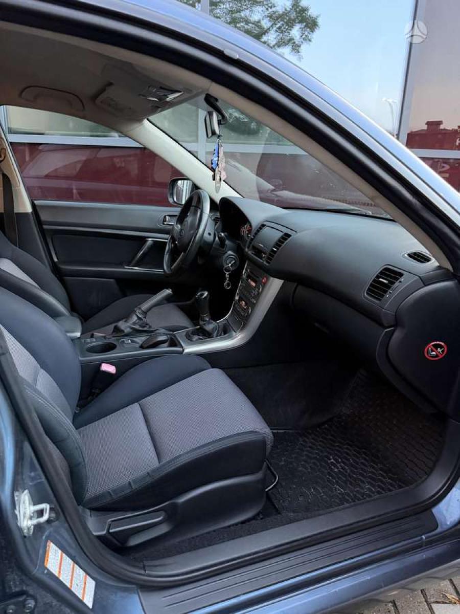Zils Subaru Legacy 2004 Kaišiadorys, ar dzinēja tilpumu 1.99 L un nobraukumu 254 tūkst. km par 2150 €, foto 14 vietnē AUTOMOTO.COM.LV