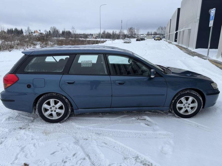 Zils Subaru Legacy 2005 Viļņa, ar dzinēja tilpumu 0.00 L un nobraukumu 324 tūkst. km par 1999 €, foto 5 vietnē AUTOMOTO.COM.LV