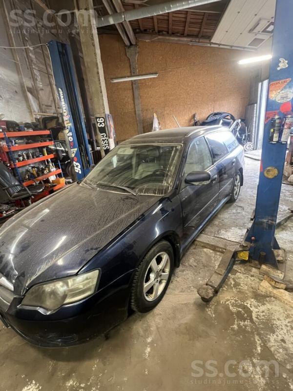 Blue Subaru Legacy 2005 in Cesis, with an engine capacity of 2.00 L and mileage of 352 thousand km for 500 €, photo 2 on AUTOMOTO.COM.LV