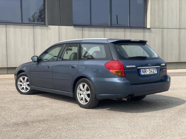 Zils Subaru Legacy 2005 Rīga, ar dzinēja tilpumu 2.00 L un nobraukumu 1918 tūkst. km par 3390 €, foto 5 vietnē AUTOMOTO.COM.LV