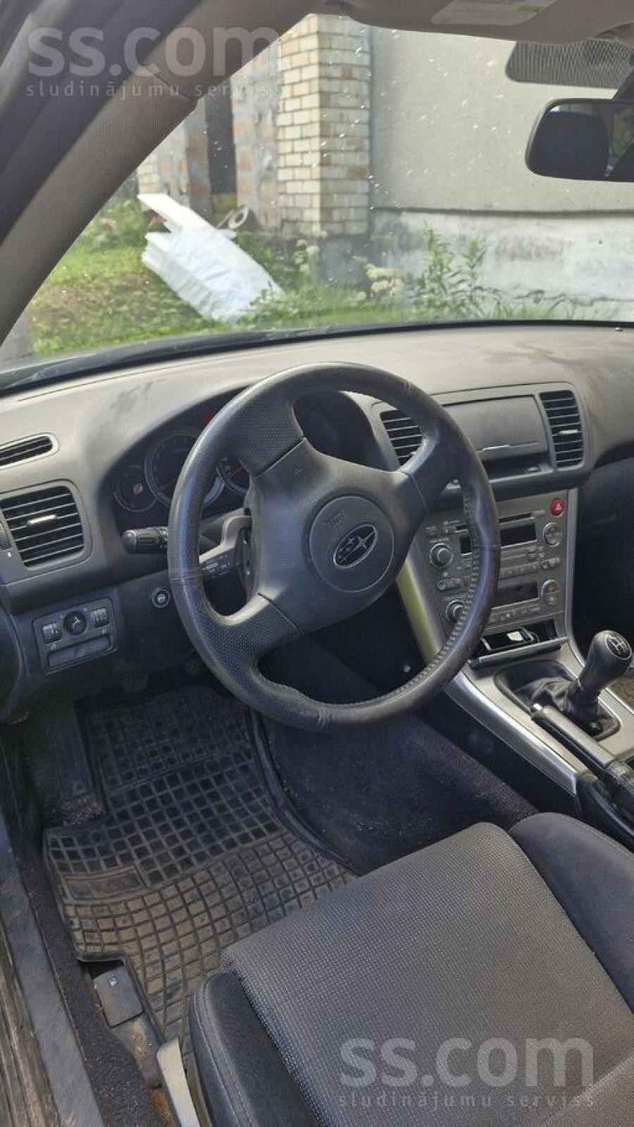 Blue Subaru Legacy 2006 in Riga, with an engine capacity of 2.50 L and mileage of 324 thousand km for 1450 €, photo 5 on AUTOMOTO.COM.LV