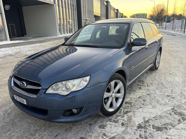 Blue Subaru Legacy 2007 in Vilnius, with an engine capacity of 1.99 L and mileage of 235 thousand km for 3350 €, photo 3 on AUTOMOTO.COM.LV