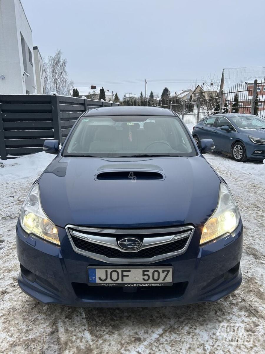 Zils Subaru Legacy 2010 Viļņa, ar dzinēja tilpumu 2.00 L un nobraukumu 350 tūkst. km par 2300 €, foto 2 vietnē AUTOMOTO.COM.LV