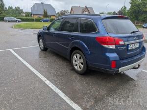 Zils Subaru Legacy 2010 Kuldīga, ar dzinēja tilpumu 2.00 L un nobraukumu 349 tūkst. km par 4200 €, foto  vietnē AUTOMOTO.COM.LV
