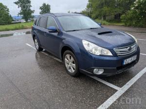 Zils Subaru Legacy 2010 Kuldīga, ar dzinēja tilpumu 2.00 L un nobraukumu 349 tūkst. km par 4200 €, foto 4 vietnē AUTOMOTO.COM.LV