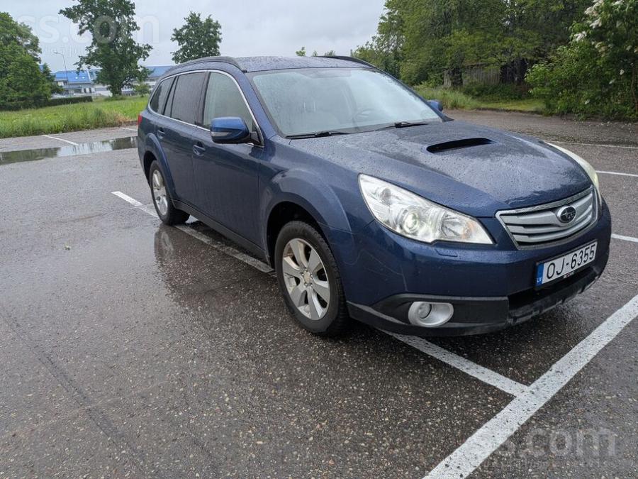 Zils Subaru Legacy 2010 Kuldīga, ar dzinēja tilpumu 2.00 L un nobraukumu 349 tūkst. km par 4200 €, foto 4 vietnē AUTOMOTO.COM.LV