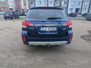 Zils Subaru Legacy 2010 Kuldīga, ar dzinēja tilpumu 2.00 L un nobraukumu 349 tūkst. km par 4200 €, foto 12 vietnē AUTOMOTO.COM.LV
