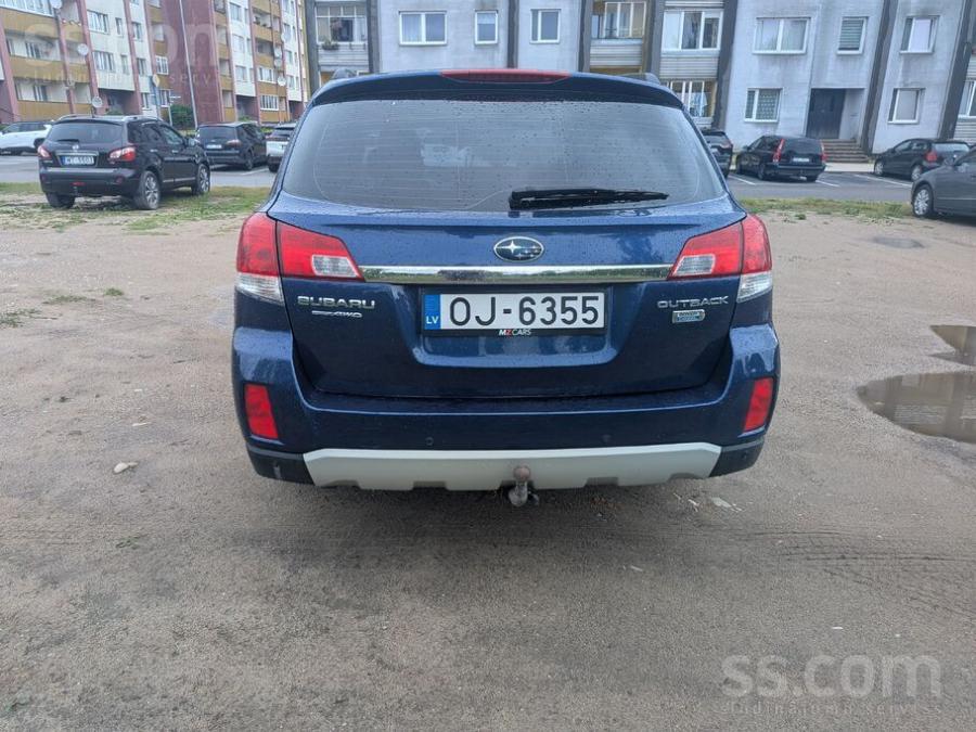 Zils Subaru Legacy 2010 Kuldīga, ar dzinēja tilpumu 2.00 L un nobraukumu 349 tūkst. km par 4200 €, foto 12 vietnē AUTOMOTO.COM.LV