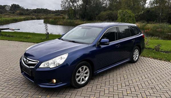 Blue Subaru Legacy 2010 in Utena, with an engine capacity of 1.99 L and mileage of 260 thousand km for 4750 €, photo 4 on AUTOMOTO.COM.LV