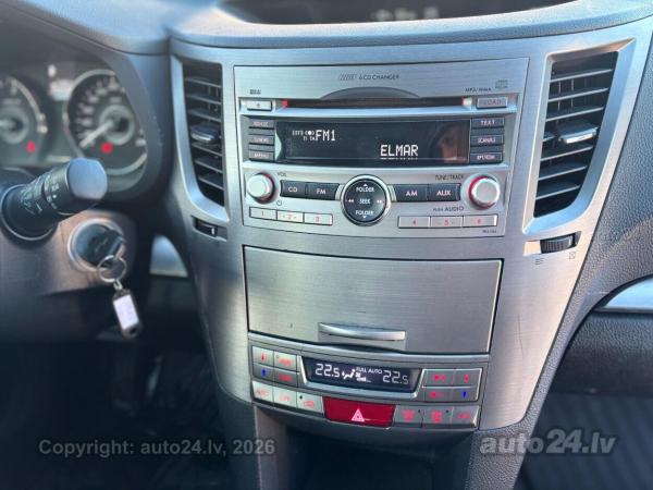 Zils Subaru Legacy 2011 Tallina, ar dzinēja tilpumu 2.00 L un nobraukumu 296 tūkst. km par 3499 €, foto 11 vietnē AUTOMOTO.COM.LV