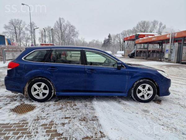 Blue Subaru Legacy 2012 in Jelgava, with an engine capacity of 2.00 L and mileage of 349 thousand km for 3200 €, photo 4 on AUTOMOTO.COM.LV