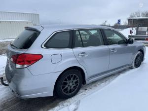 Blue Subaru Legacy 2012 in Vilnius, with an engine capacity of 0.00 L and mileage of 236 thousand km for 1250 €, photo 5 on AUTOMOTO.COM.LV