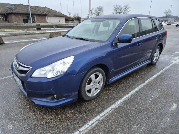 Zils Subaru Legacy 2012 Viļņa, ar dzinēja tilpumu 2.00 L un nobraukumu 264 tūkst. km par 2700 €, foto 1 vietnē AUTOMOTO.COM.LV