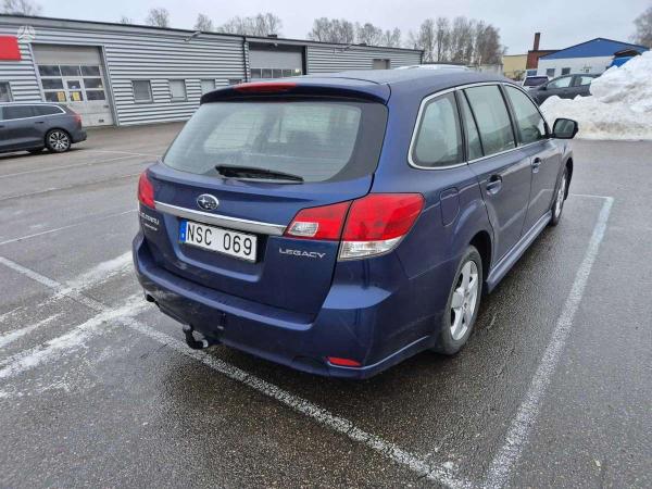 Zils Subaru Legacy 2012 Viļņa, ar dzinēja tilpumu 2.00 L un nobraukumu 264 tūkst. km par 2700 €, foto 4 vietnē AUTOMOTO.COM.LV