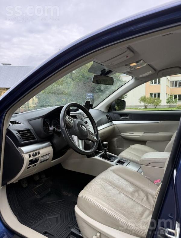 Subaru Legacy 2012 Jelgava vietnē Zils Subaru Legacy 2012 Jelgava, ar dzinēja tilpumu 2.00 L un nobraukumu 0 tūkst. km par 3350 €, foto 9 vietnē AUTOMOTO.COM.LV