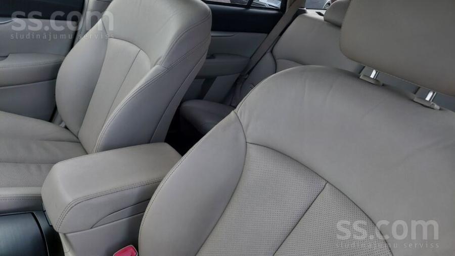 Zils Subaru Legacy 2013 Rīga, ar dzinēja tilpumu 2.00 L un nobraukumu 276 tūkst. km par 4700 €, foto 5 vietnē AUTOMOTO.COM.LV