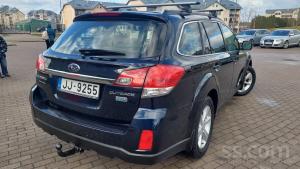 Zils Subaru Legacy 2013 Rīga, ar dzinēja tilpumu 2.00 L un nobraukumu 276 tūkst. km par 4700 €, foto 6 vietnē AUTOMOTO.COM.LV