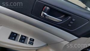 Zils Subaru Legacy 2013 Rīga, ar dzinēja tilpumu 2.00 L un nobraukumu 276 tūkst. km par 4700 €, foto 25 vietnē AUTOMOTO.COM.LV