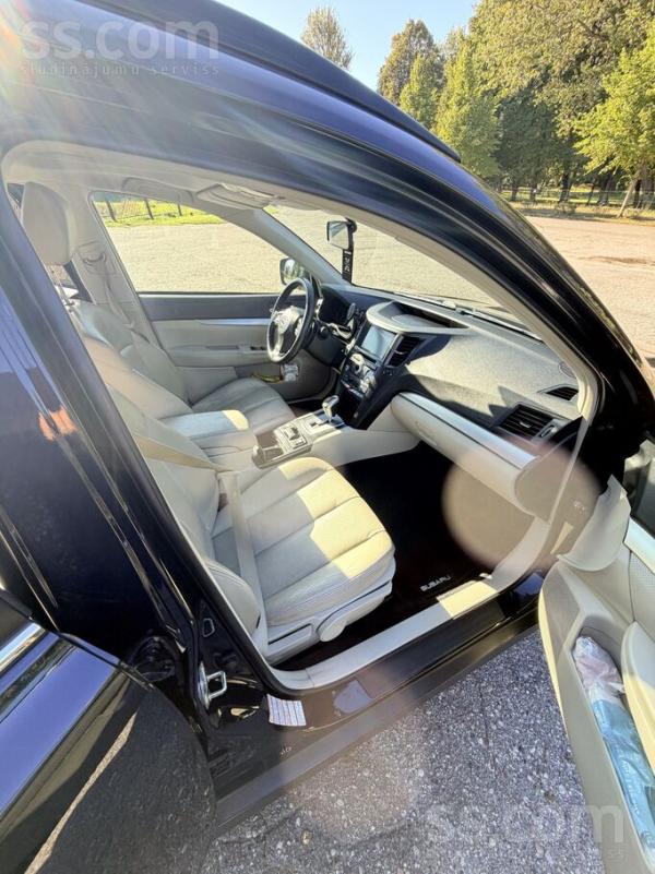 Blue Subaru Legacy 2014 in Liepaja, with an engine capacity of 2.00 L and mileage of 229 thousand km for 5650 €, photo 6 on AUTOMOTO.COM.LV