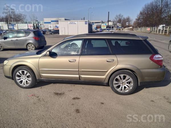 Brown Subaru Legacy 2009 in Riga, with an engine capacity of 3.00 L and mileage of 300 thousand km for 4000 €, photo 8 on AUTOMOTO.COM.LV