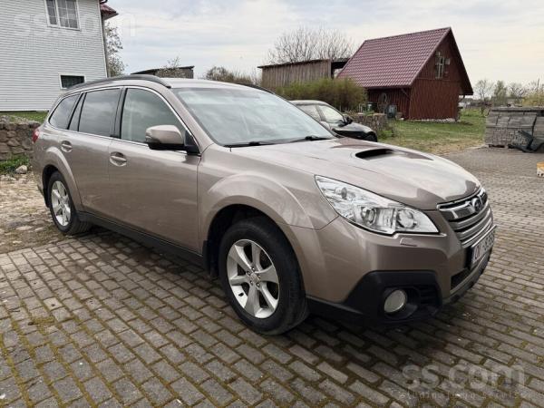 Brown Subaru Legacy 2014 in Tukums, with an engine capacity of 2.00 L and mileage of 289 thousand km for 4320 €, photo 4 on AUTOMOTO.COM.LV