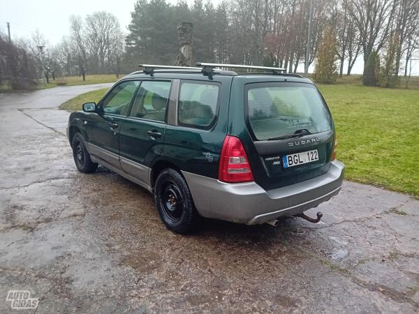 Green Subaru Legacy 2008 in Vilnius, with an engine capacity of 2.00 L and mileage of 351 thousand km for 1600 €, photo 1 on AUTOMOTO.COM.LV