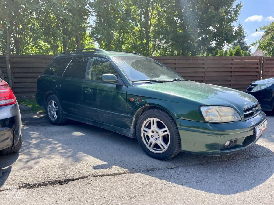 Zaļš Subaru Legacy 2001 Viļņa, ar dzinēja tilpumu 2.50 L un nobraukumu 367 tūkst. km par 1500 €, foto 1 vietnē AUTOMOTO.COM.LV