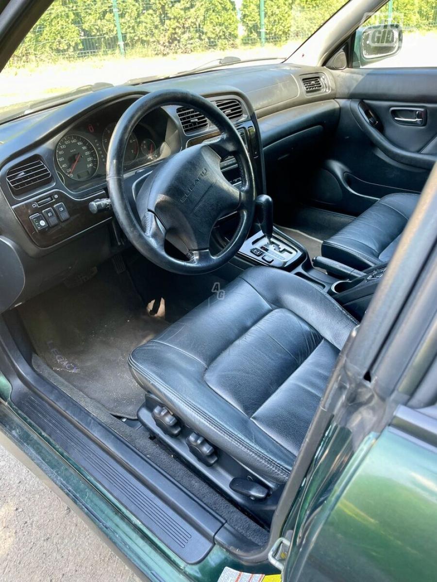 Zaļš Subaru Legacy 2001 Viļņa, ar dzinēja tilpumu 2.50 L un nobraukumu 367 tūkst. km par 1500 €, foto 23 vietnē AUTOMOTO.COM.LV