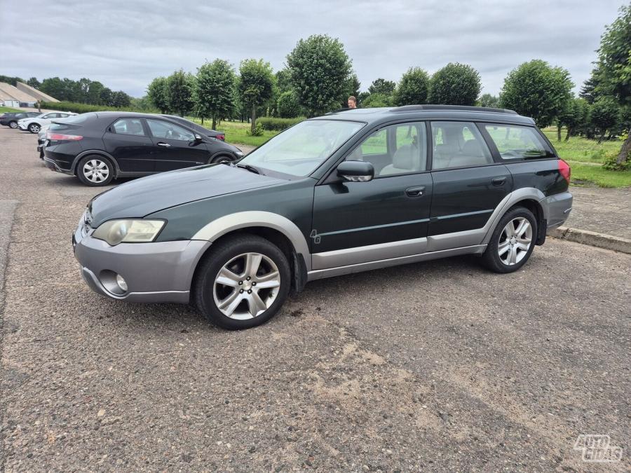 Green Subaru Legacy 2004 in Kaunas, with an engine capacity of 3.00 L and mileage of 300 thousand km for 2000 €, photo 1 on AUTOMOTO.COM.LV