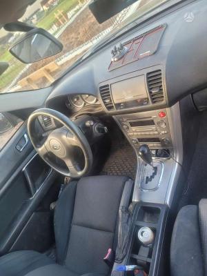 Zaļš Subaru Legacy 2004 Viļņa, ar dzinēja tilpumu 1.99 L un nobraukumu 348 tūkst. km par 1000 €, foto 4 vietnē AUTOMOTO.COM.LV