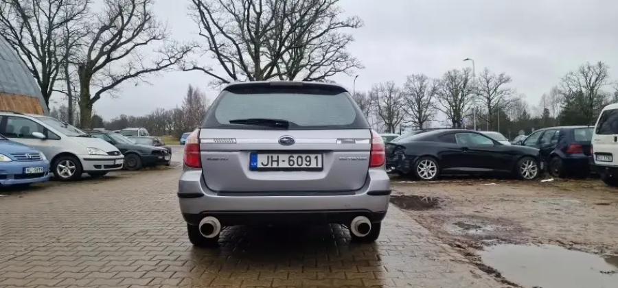 Grey Subaru Legacy 2007 in Valmiera, with an engine capacity of 2.50 L and mileage of 346 thousand km for 1750 €, photo 5 on AUTOMOTO.COM.LV