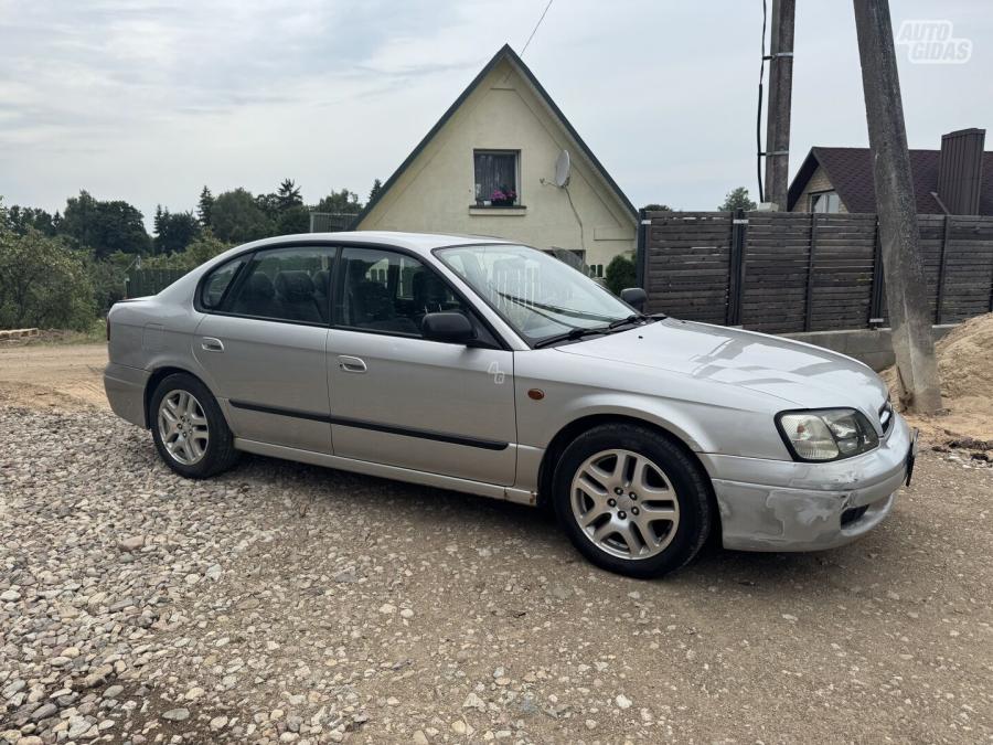 Grey Subaru Legacy 1999 in Vilnius, with an engine capacity of 2.00 L and mileage of 272 thousand km for 1399 €, photo 1 on AUTOMOTO.COM.LV