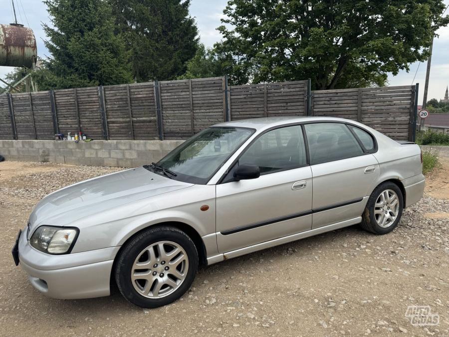Grey Subaru Legacy 1999 in Vilnius, with an engine capacity of 2.00 L and mileage of 272 thousand km for 1399 €, photo 3 on AUTOMOTO.COM.LV